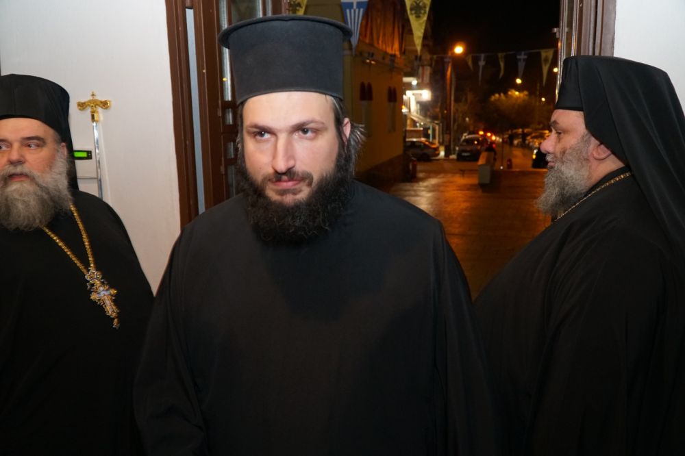 Άγιοι και Εκκλησία: Ιερά Αγρυπνία ενώπιον της Ιεράς Εικόνος Παναγίας ...