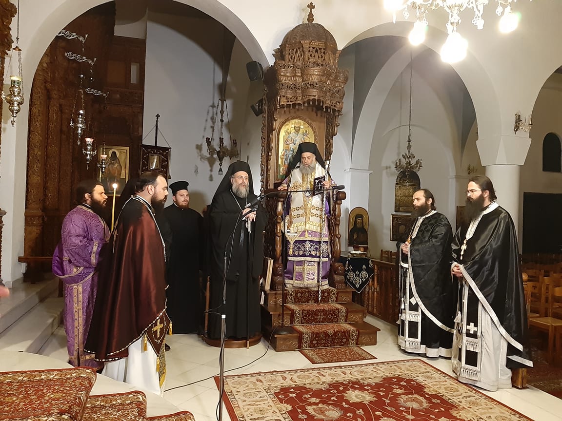 Η Θεία Λειτουργία των Προηγιασμένων Τιμίων Δώρων στον Ιερό Ναό Αγίου ...